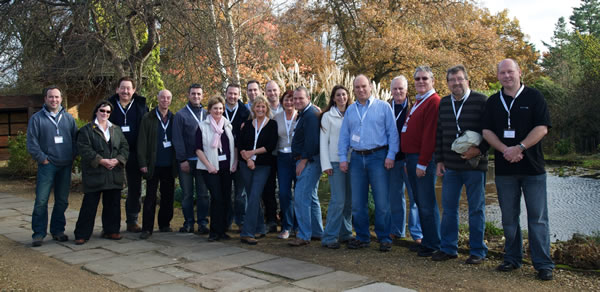 Aer Lingus inflight crew and management and Consortium Club raise funds ...