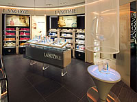 Lancôme opens new counter at DFS Chinachem - 29/03/05 : Moodie Davitt ...