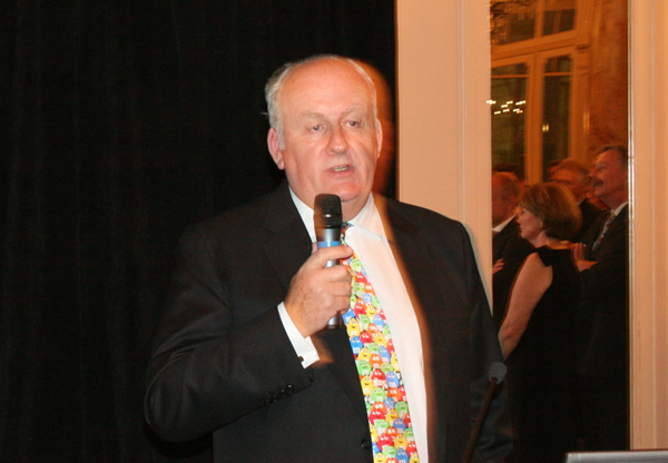 Stuart Bull: ‘The Man from Mars’ bids an emotional farewell : Moodie ...