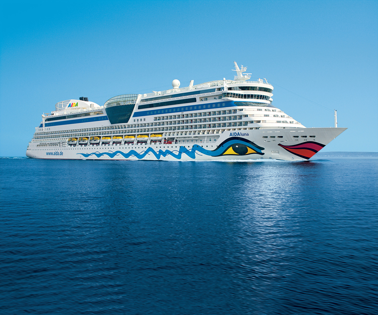Gebr Heinemann begins retail operations with Aida Cruises after ...