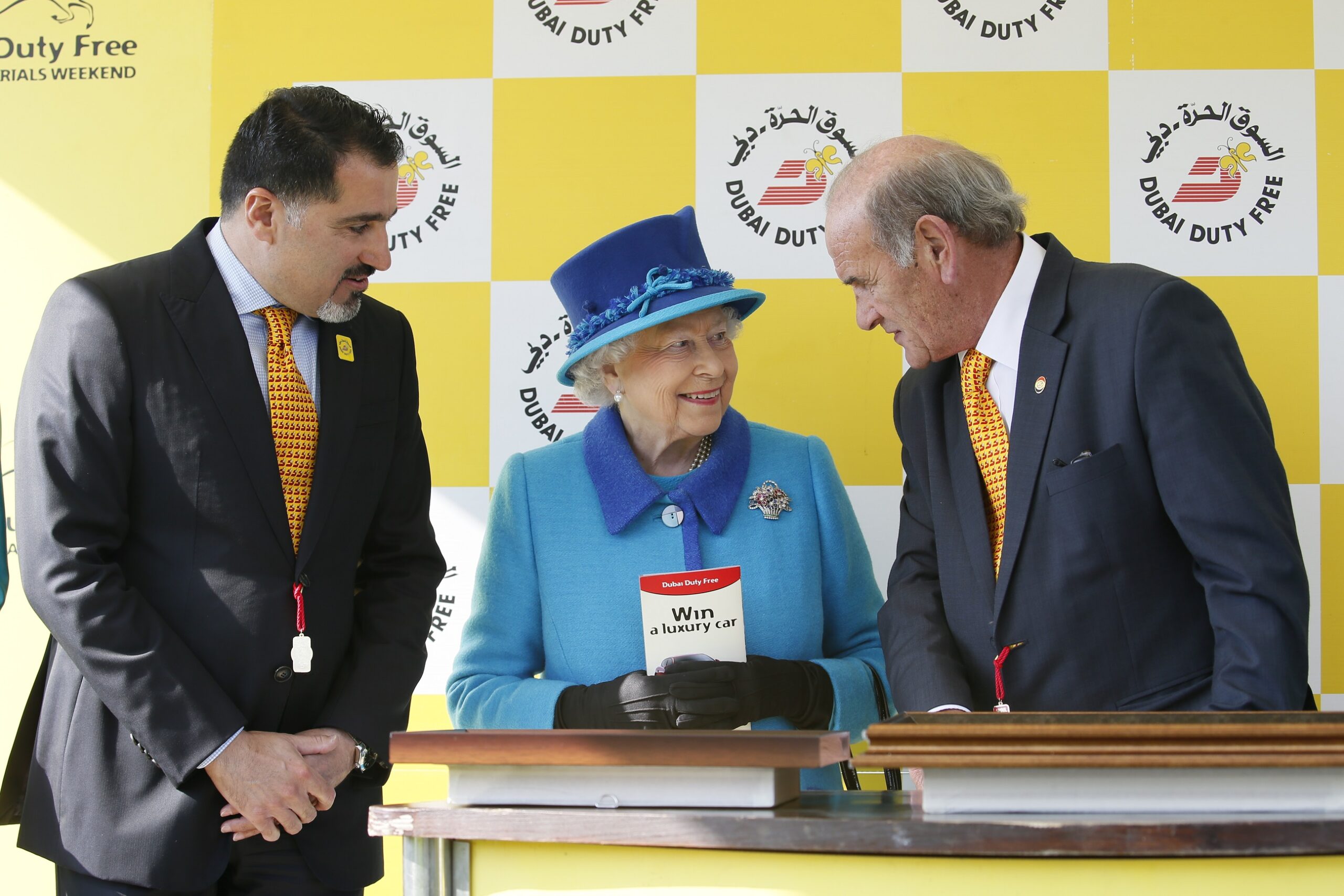 Dubai Duty Free pays tribute to Her Majesty The Queen : Moodie Davitt ...