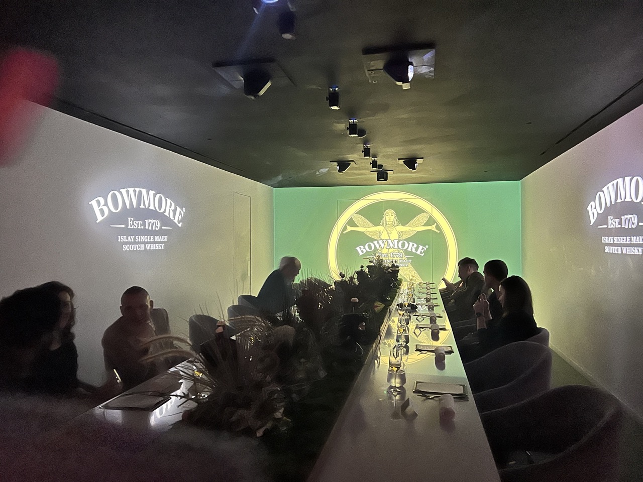 On Location: Bowmore and Frank Quitely unveil The Changeling : Moodie ...