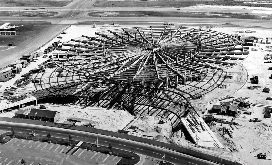How the iconic Pan Am Terminal ushered in an airport design revolution ...