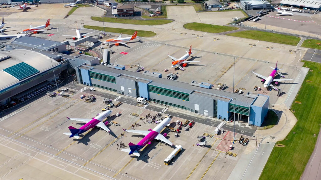London Luton Airport set for leap in capacity as government approves ...