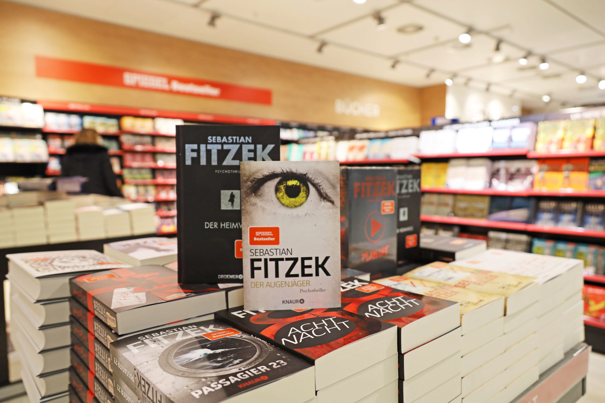 WHSmith unveils first store at Cologne Bonn Airport : Moodie Davitt Report