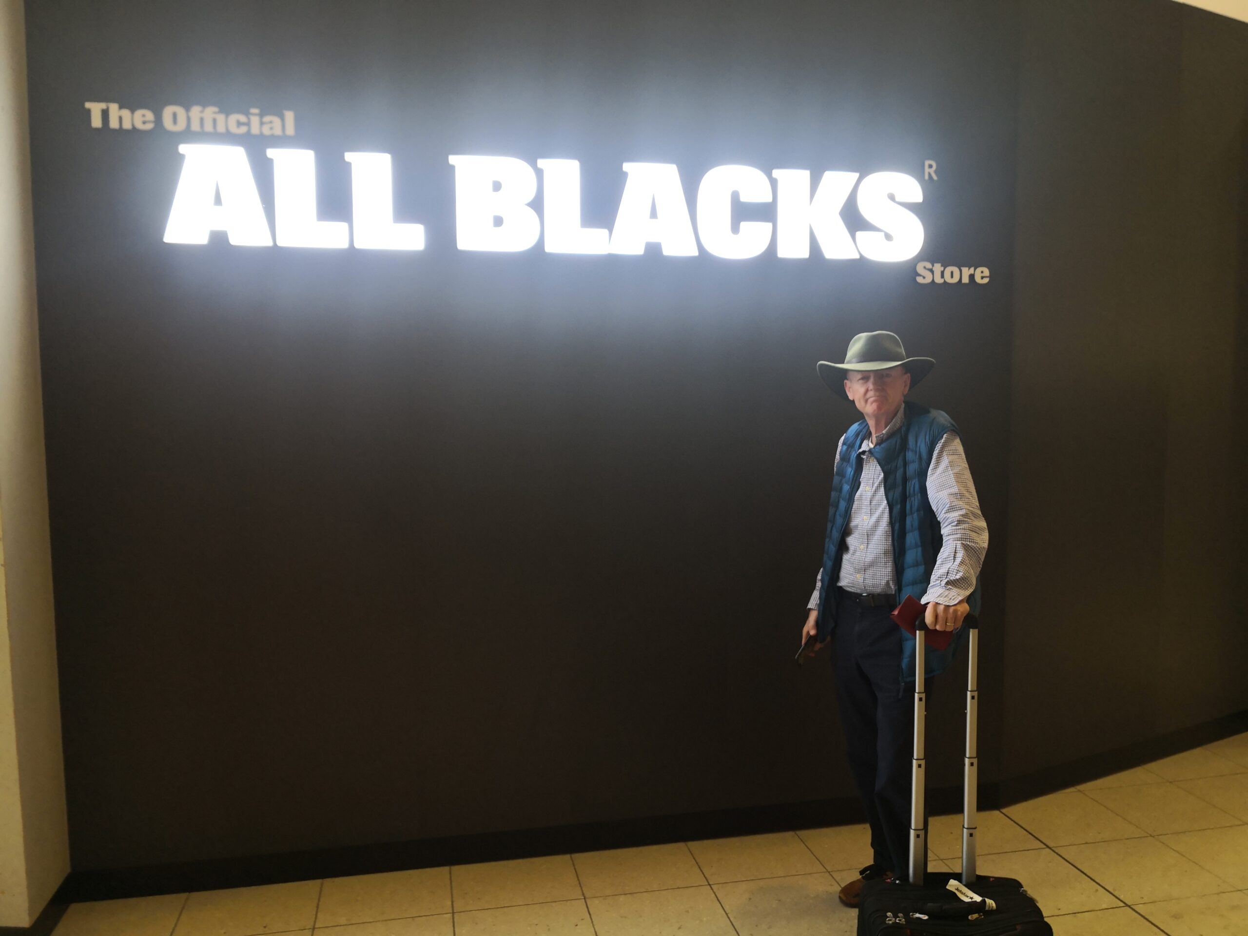 Timely kick-off as Lagardère Travel Retail opens Official All Blacks ...