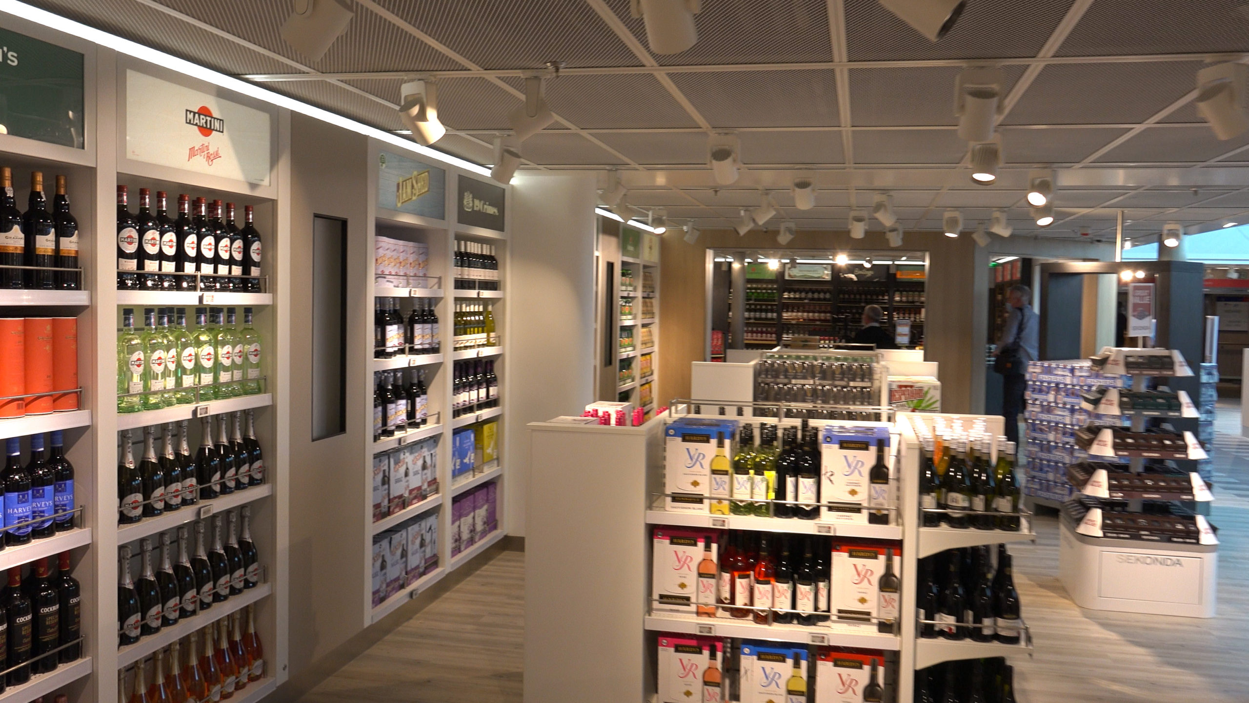 New DFDS ship with largest cross-Channel ferry retail space completes ...