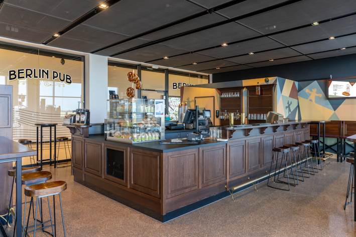 casualfood opens Berlin Pub concept at Brandenburg Airport : Moodie ...
