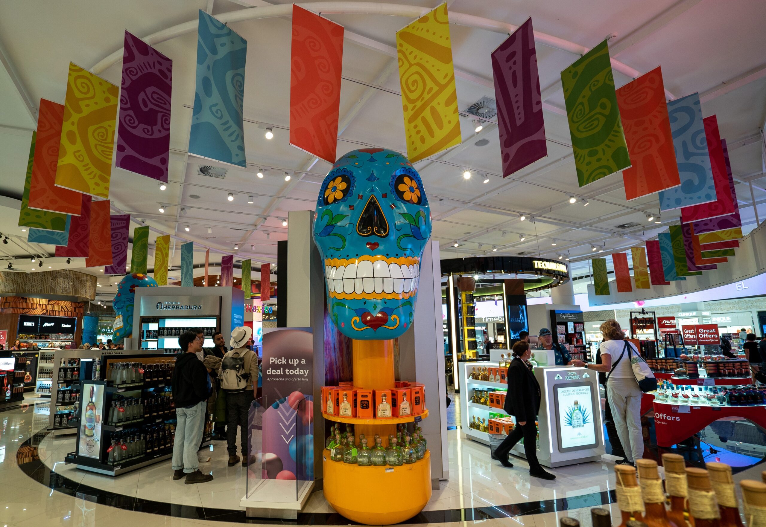 Patrón Tequila joins forces with Dufry in high-profile Cancún Airport ...