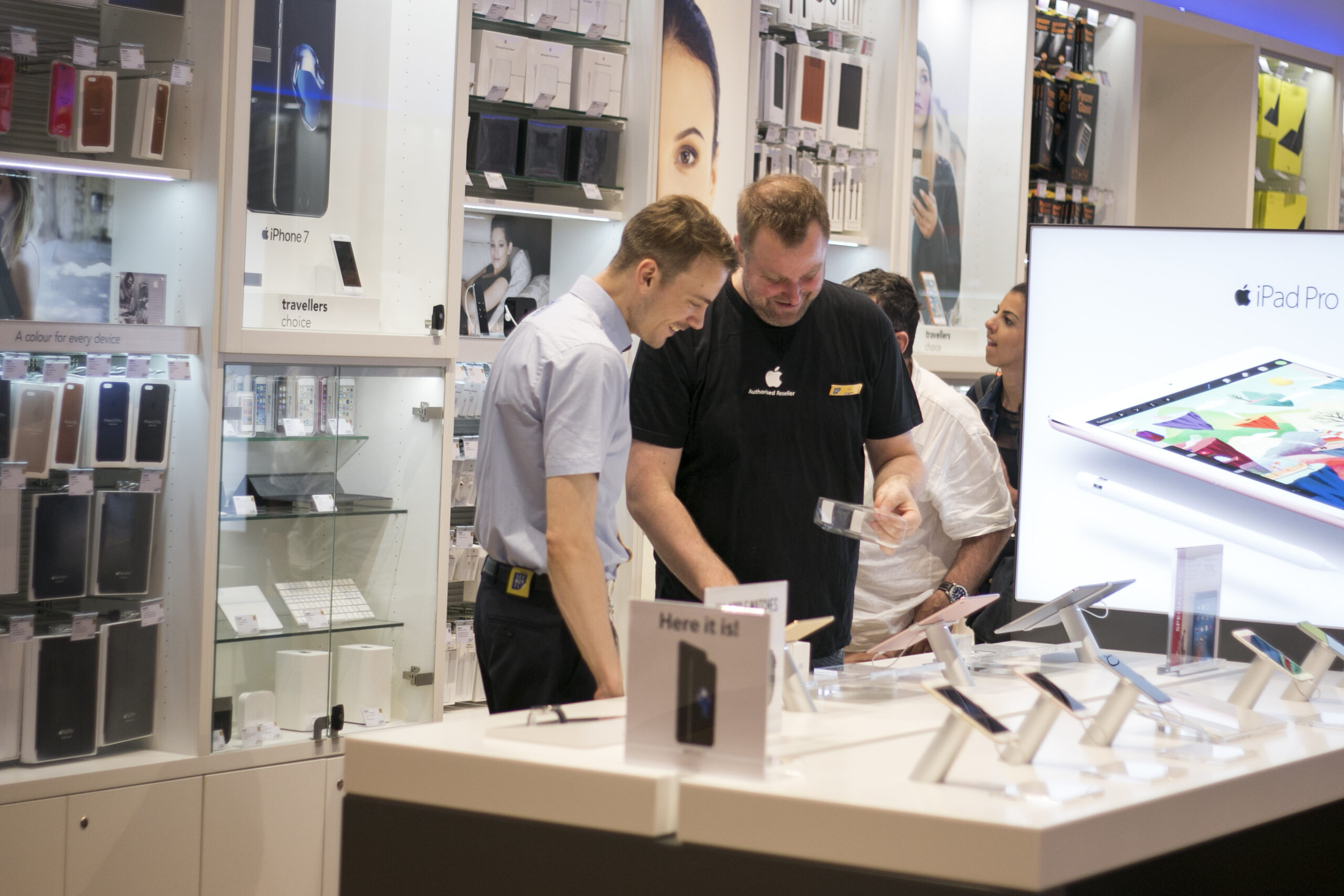 Capi adopts an engaging approach to travel retail electronics : Moodie ...