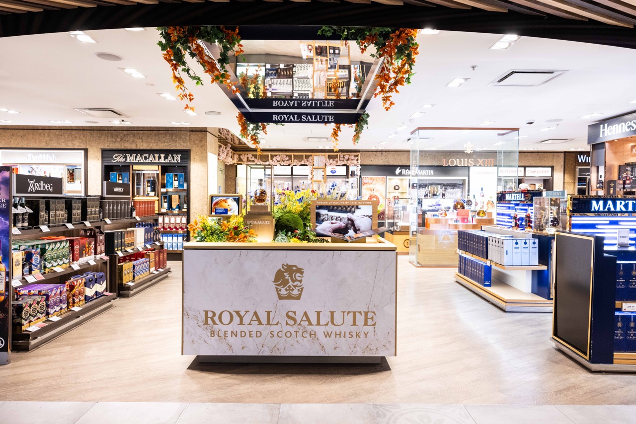Pernod Ricard and Heinemann Australia join hands for ultra-prestige Royal Salute pop-up : Moodie ...