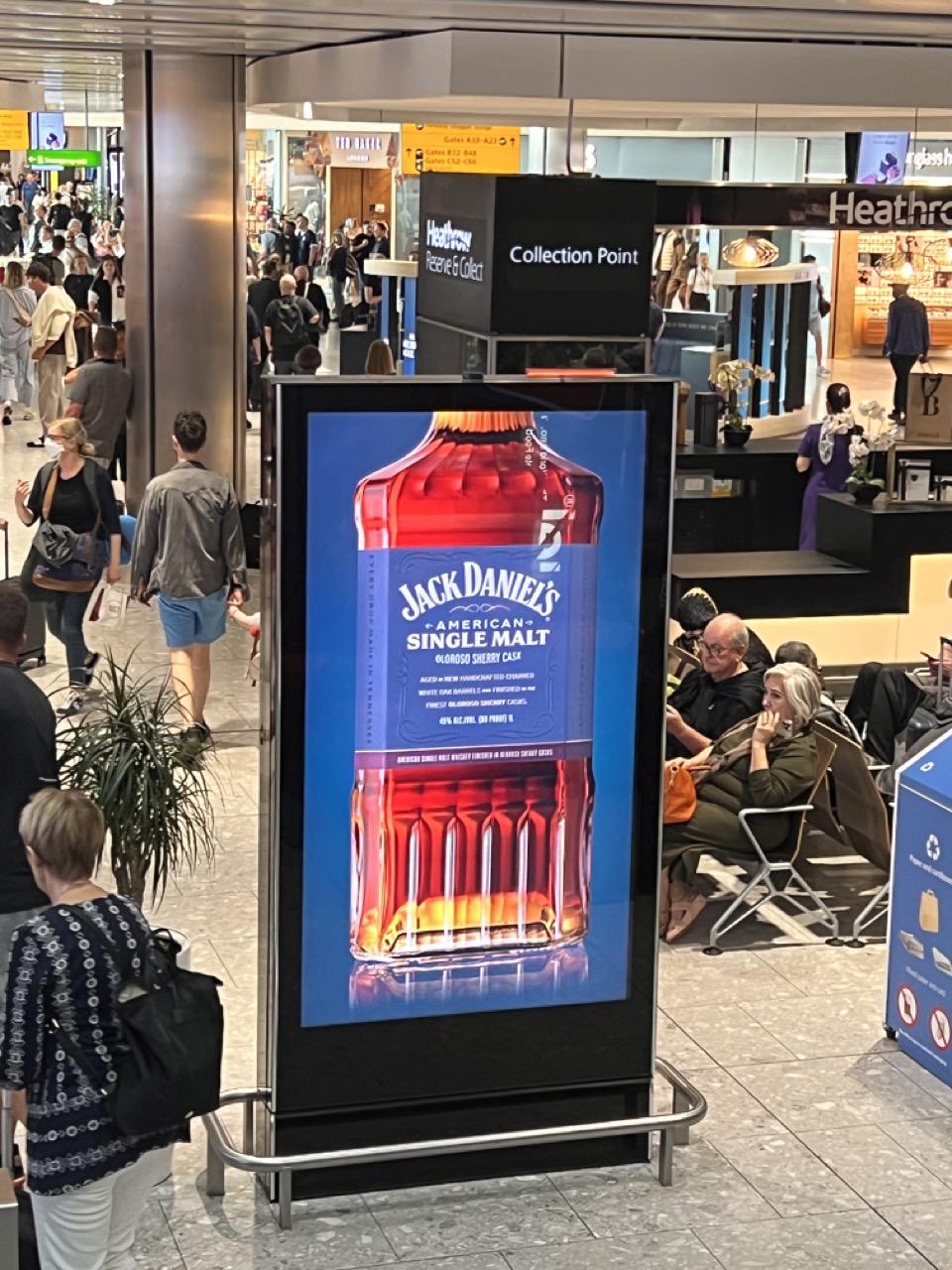 On Location: Brown-Forman, Dufry, Heathrow and JCDecaux unveil Jack ...