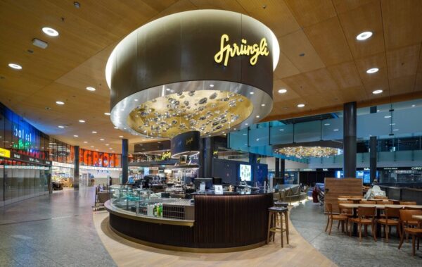 Refreshed Sprüngli Café-Bar back on menu at Zurich Airport : Moodie ...