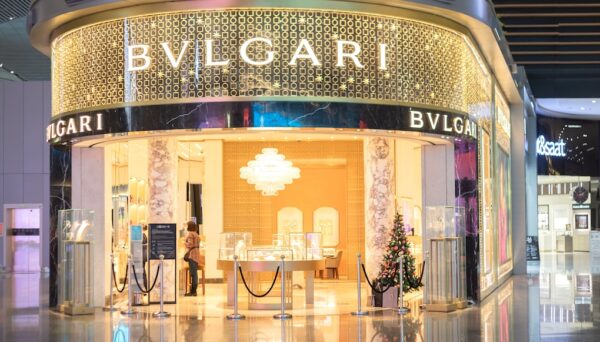 Travel retail landmarks – The Design Solution reflects on 40 years of ...