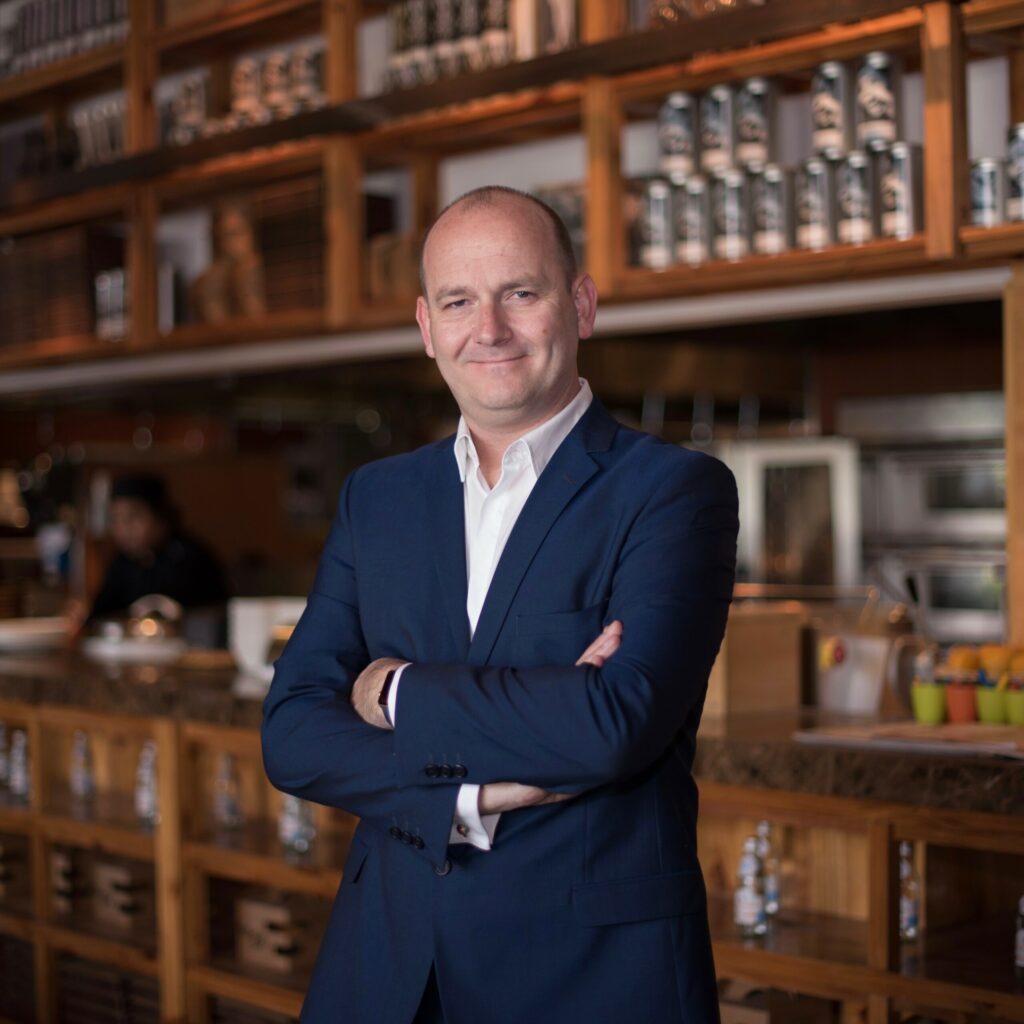 Emirates Leisure Retail returns as Platinum Partner for Airport FAB ...