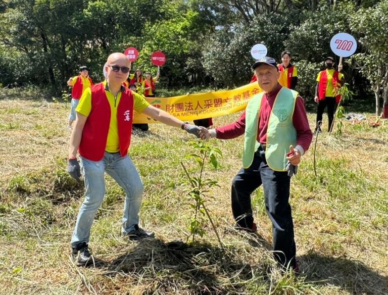 Giving back to nature: Tasa Meng marks Arbor Day with tree-planting ...