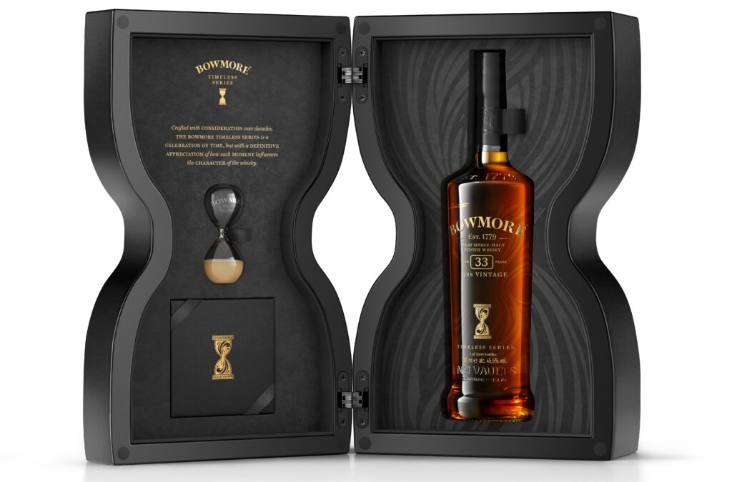 Bowmore introduces travel retail-exclusive addition to Timeless Series : Moodie Davitt Report