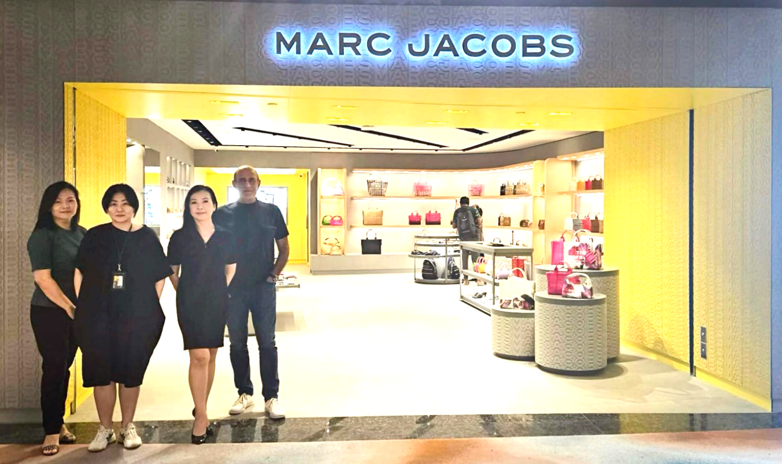 Marc Jacobs celebrates Changi Airport boutique opening with King Power ...
