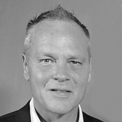 Meet The Moodie Davitt Report team: Introducing Senior Business Editor ...