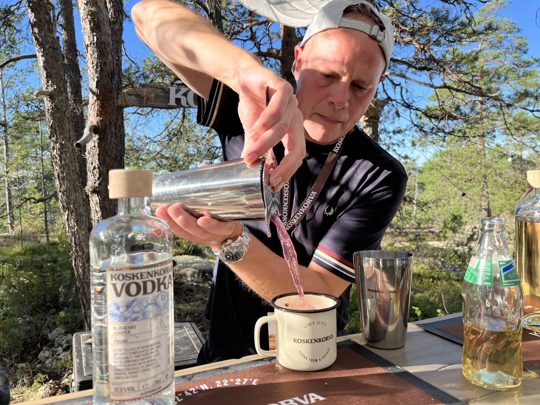 Meet The Moodie Davitt Report team: Introducing Senior Business Editor ...