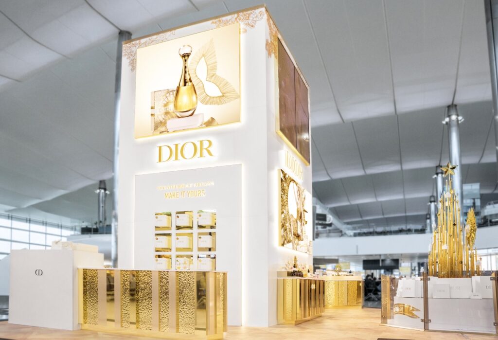 Exclusive: Dior ‘Ball of Dreams’ brings festive magic to Heathrow ...