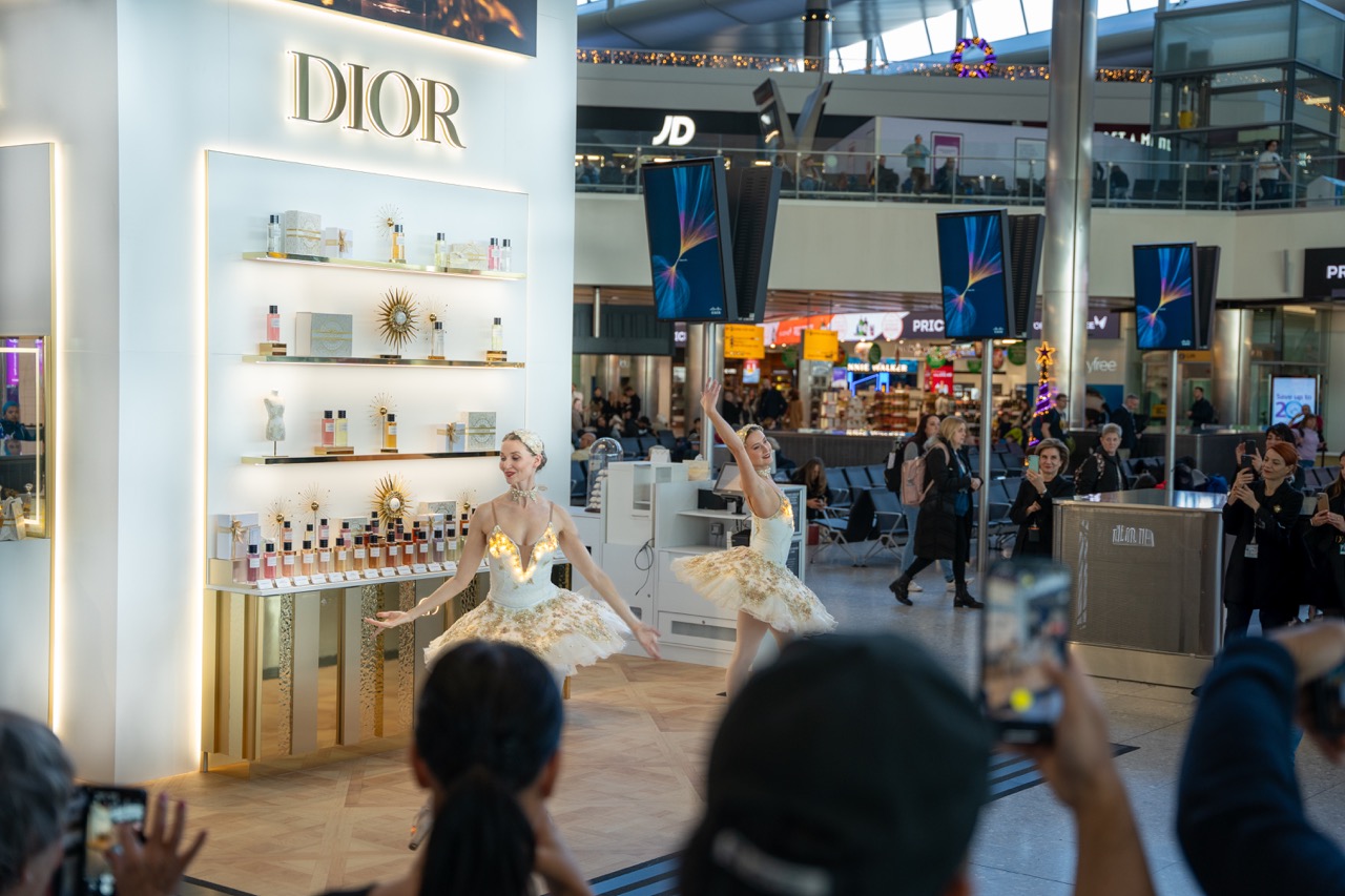 Exclusive: Dior ‘Ball of Dreams’ brings festive magic to Heathrow ...