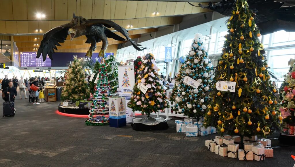 Images of the Day: Cystic Fibrosis NZ Christmas Tree Festival takes ...
