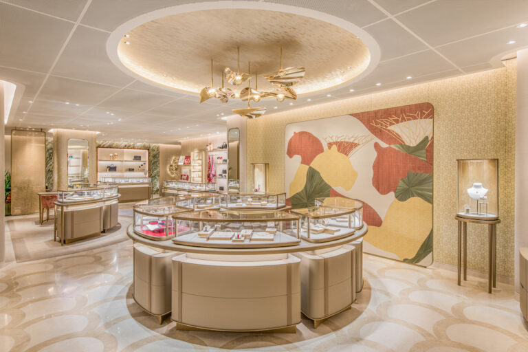“A seamless and meaningful experience” – Cartier and DFS Group unveil ...
