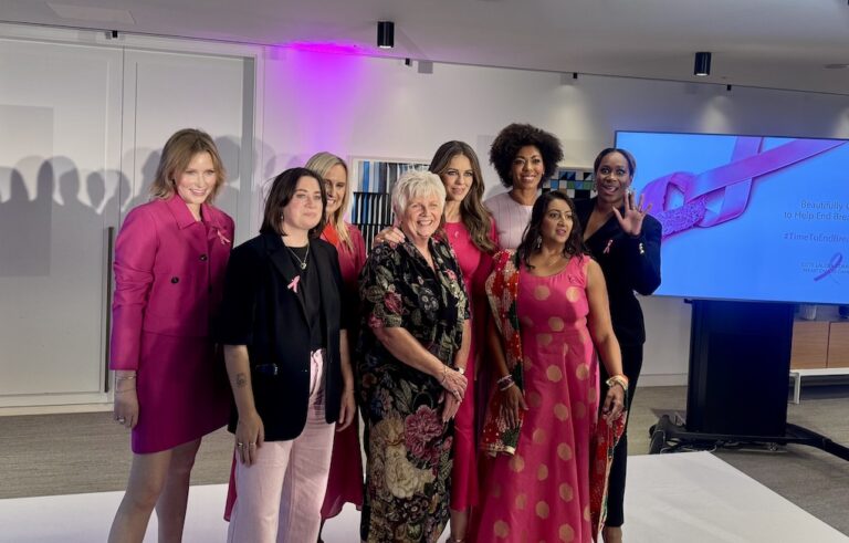 Images of the Day: The Estée Lauder Companies marks 30 years of breast ...