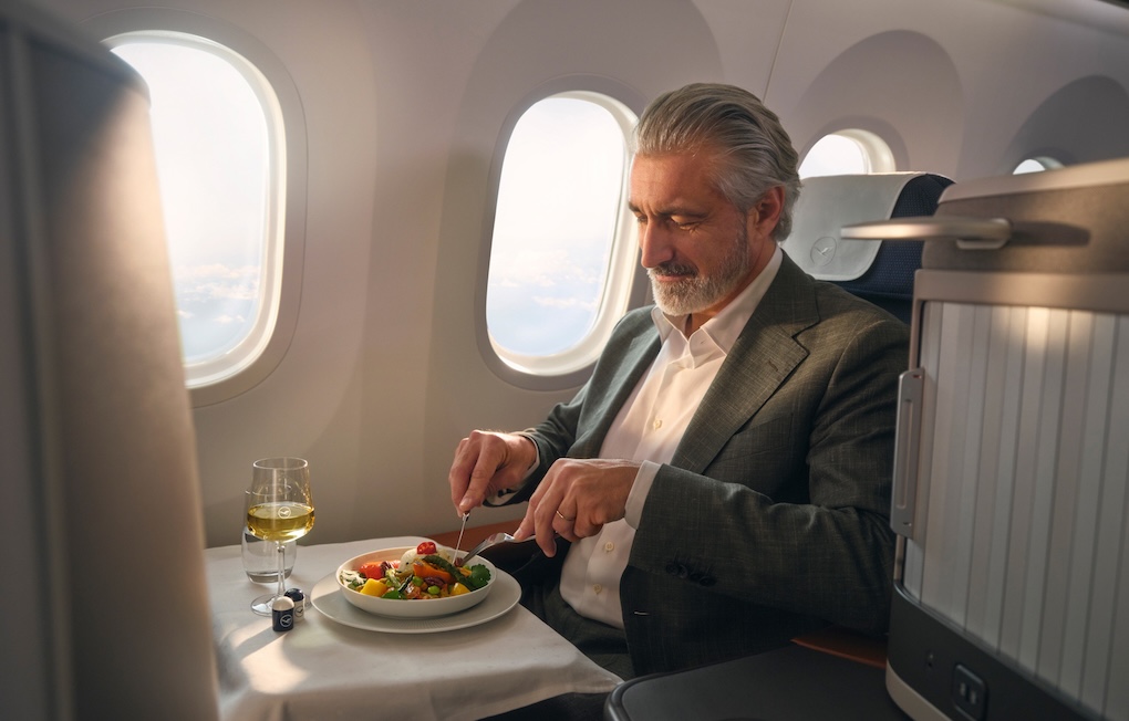 gategroup takes leading hospitality role in Lufthansa’s Future Onboard ...